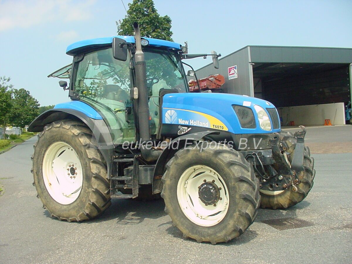 New Holland T6070 PLUS Electro command - Beukeveld Exports BV