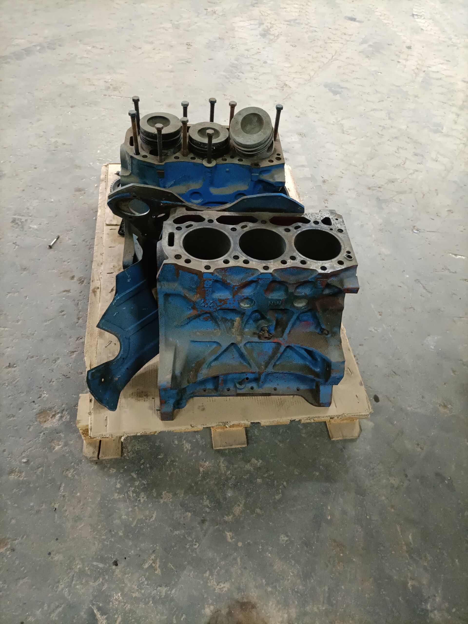Used Ford Engines for Rebuilt (9) - Beukeveld Exports BV